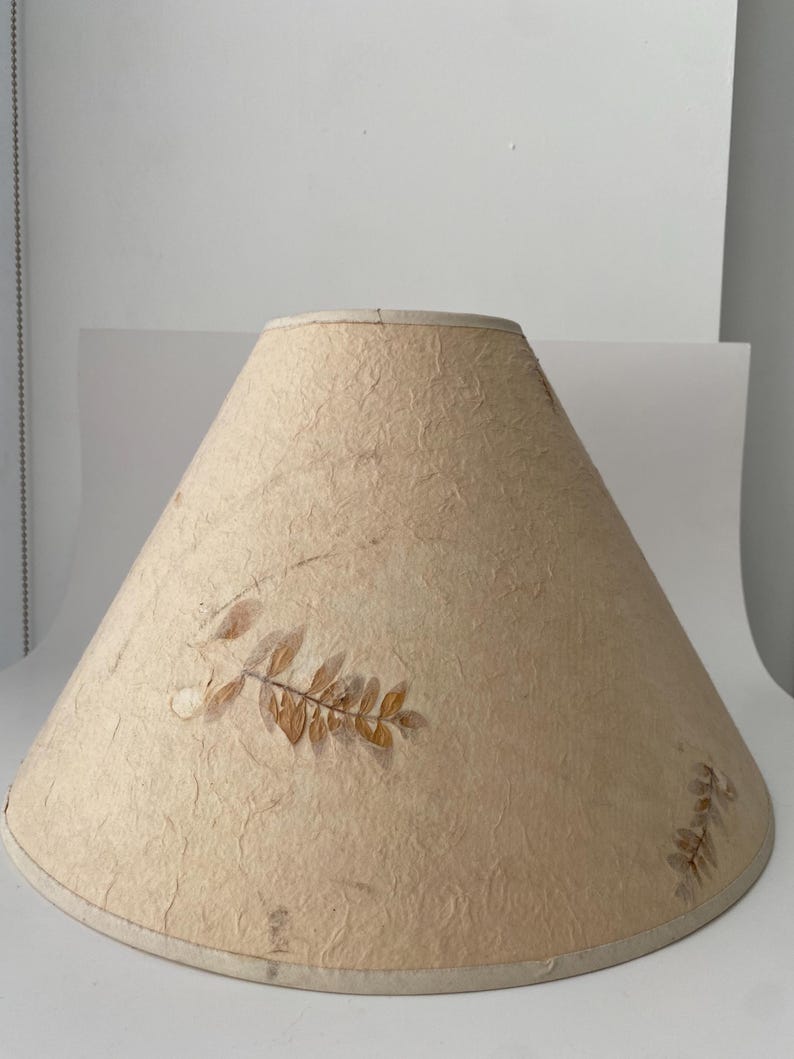 1980s Vintage Cottagecore Botanical Lamp Shade Dried Pressed Leaves ...
