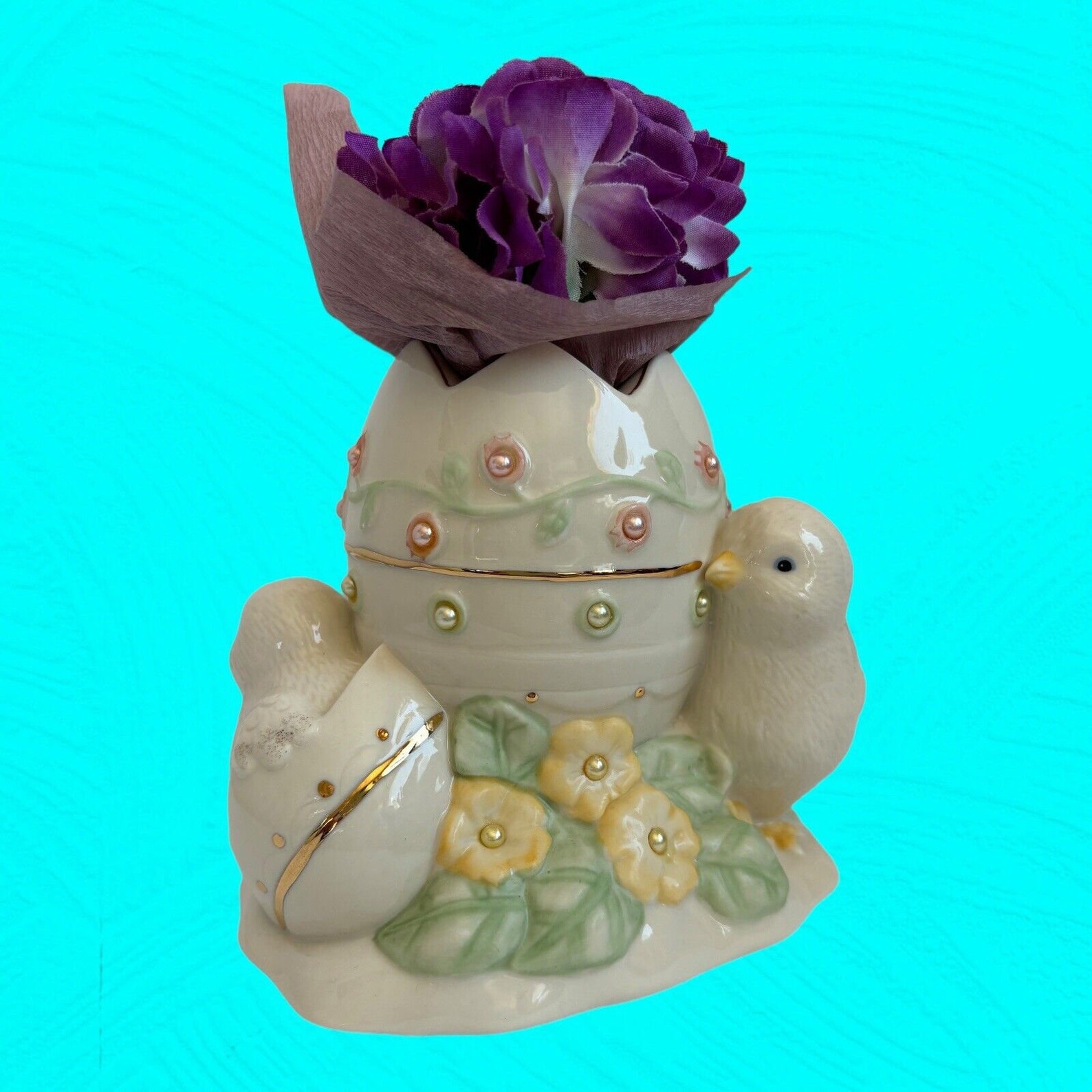 LENOX Petals and Pearls CHICKS Egg Shape Bud Vase 4” Porcelain Purple ...
