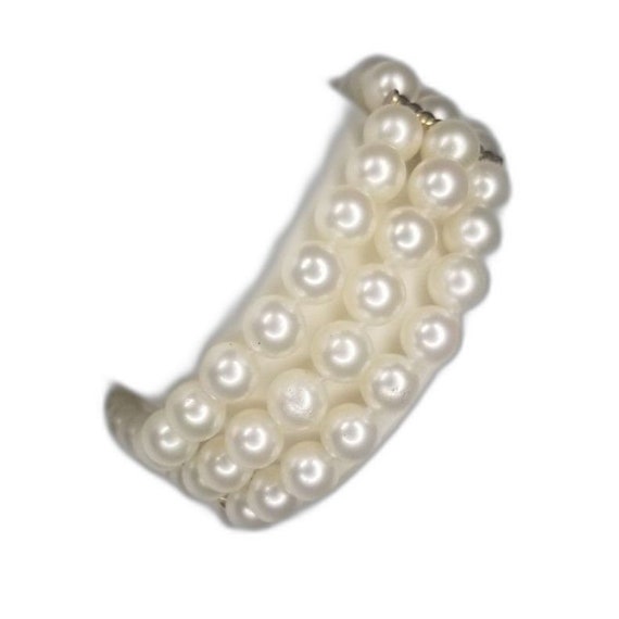 1960s Vintage 14K Triple Pearl String Bracelet Fluted… - Gem