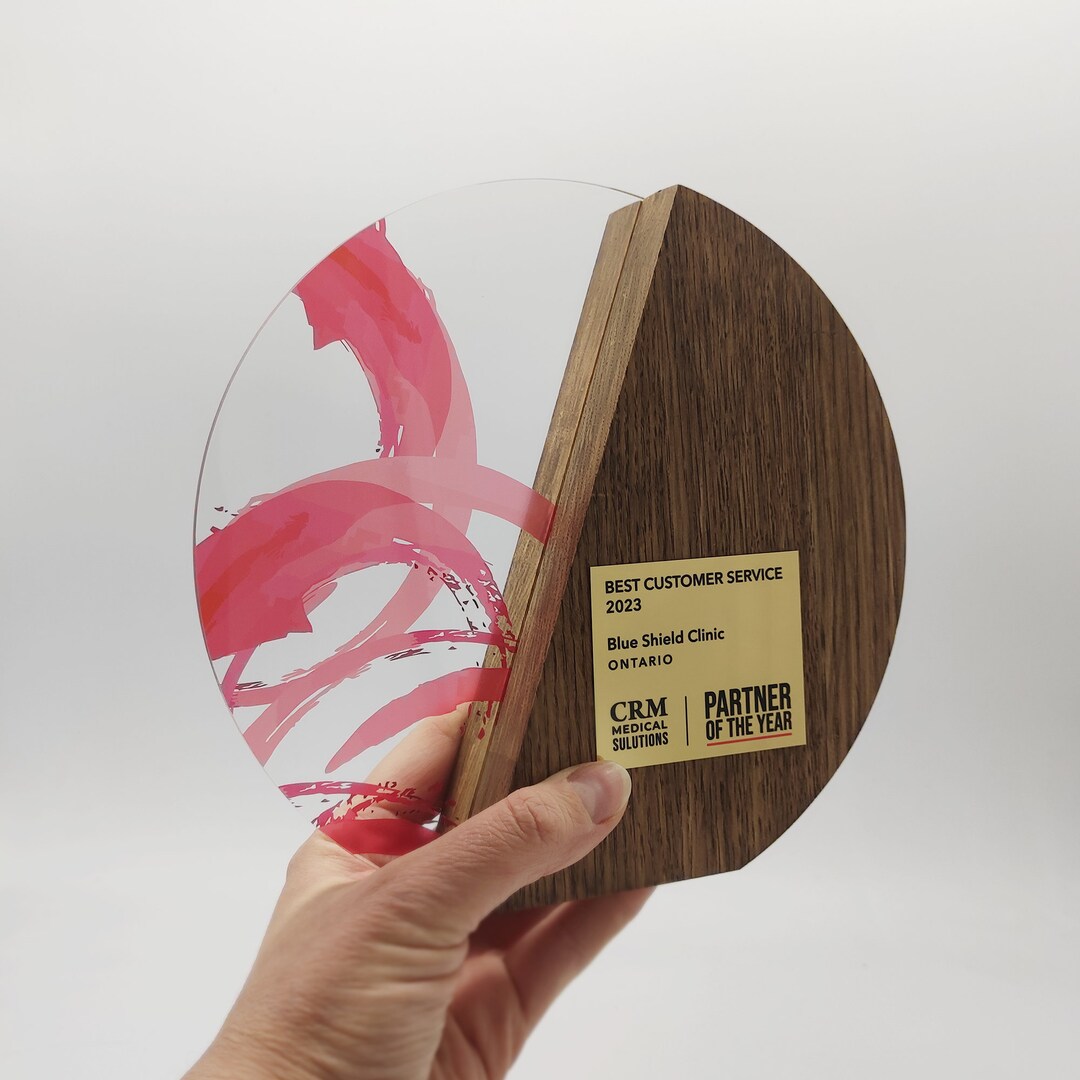 Round Solid Oak Trophy, High Quality Handmade Oak Award for the Best ...