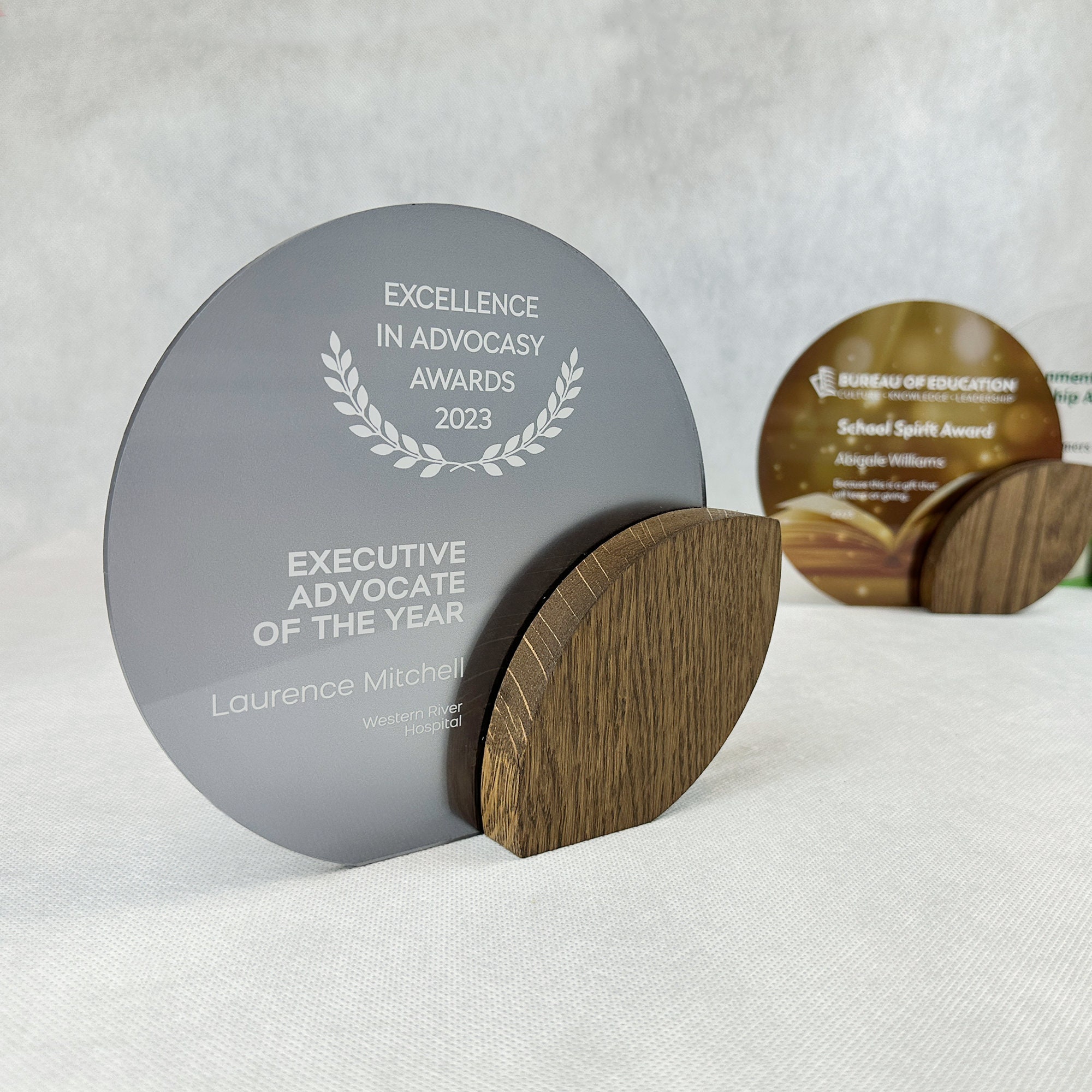 Round Shaped Acrylic Trophy, Appreciation Award Decorated With UV ...
