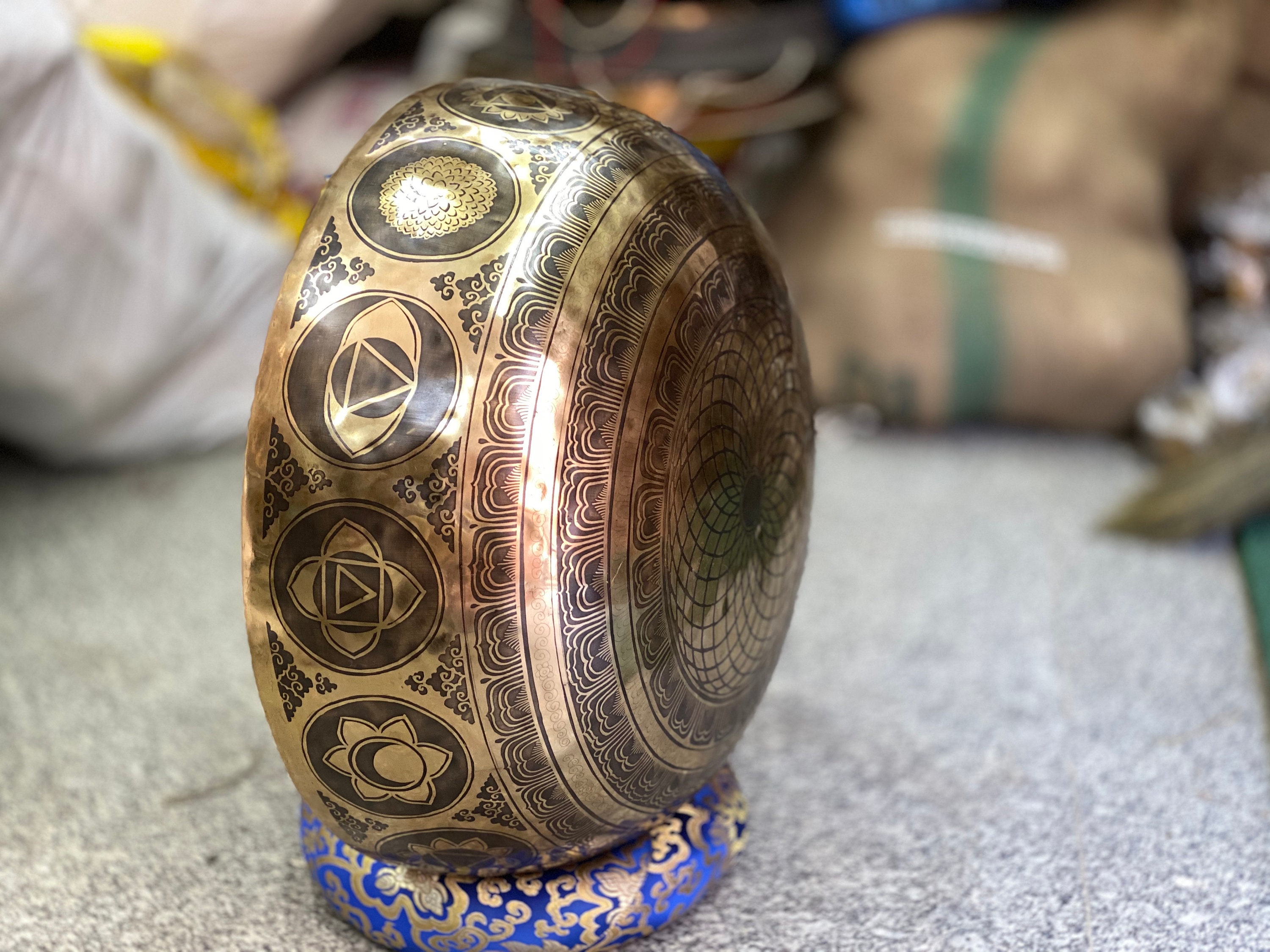 22 Inch Extra Large Singing Bowl, Lord Buddha Feet Engraved Singing ...