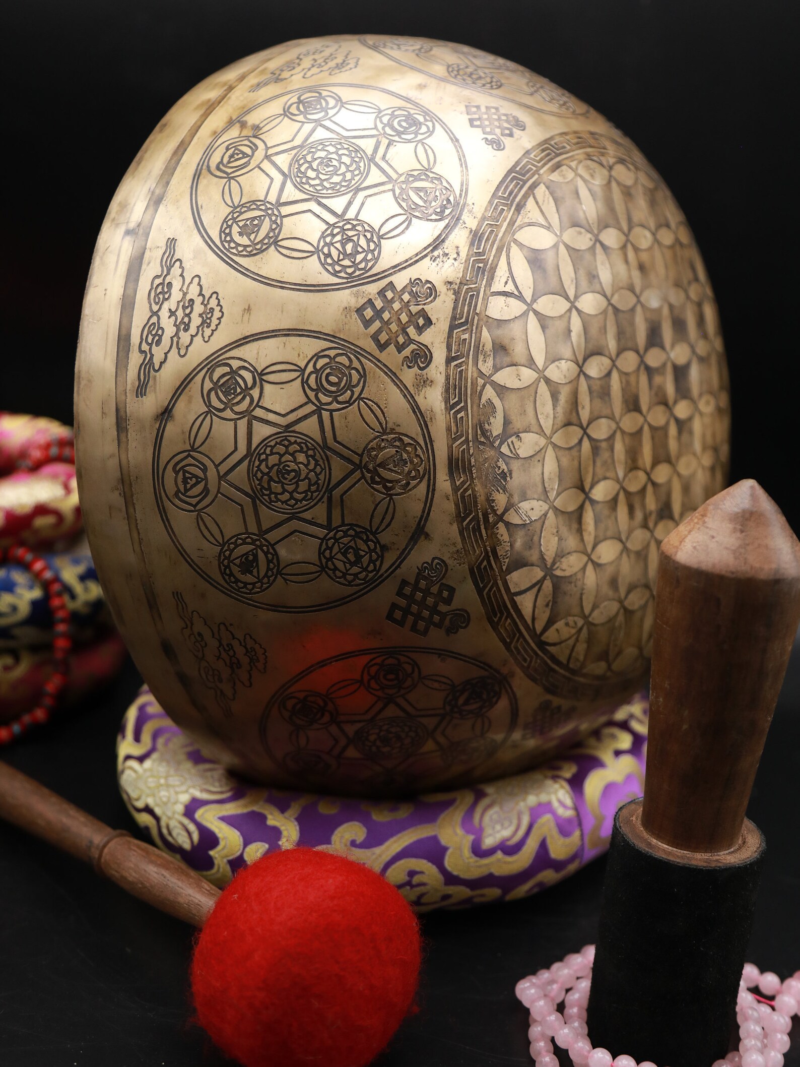 Special 13 Inches Lord Buddha Feet Engraved Singing Bowl, Tibetan ...