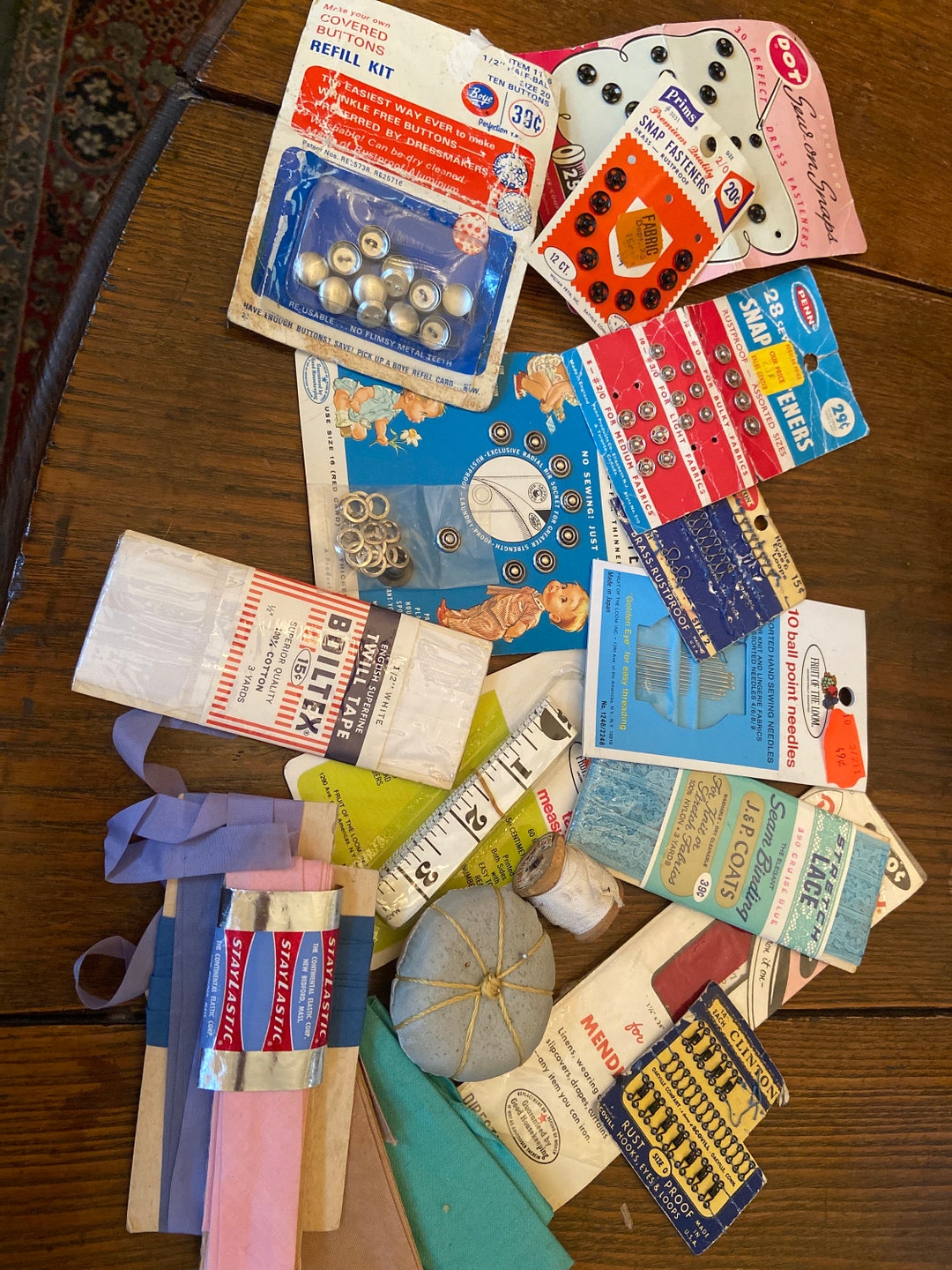 Fun Grab Bag of Vintage Sewing Notions Many Unopened - Etsy