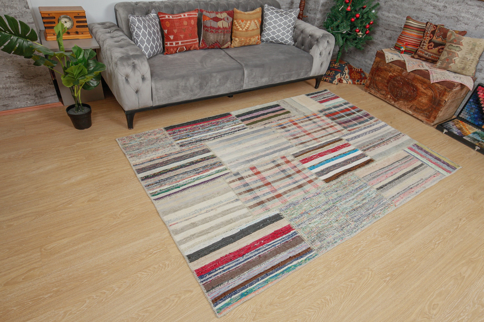 Nomadic Bedroom 6' X 8' Faded Patchwork Carpet , Vintage Rug Made of ...