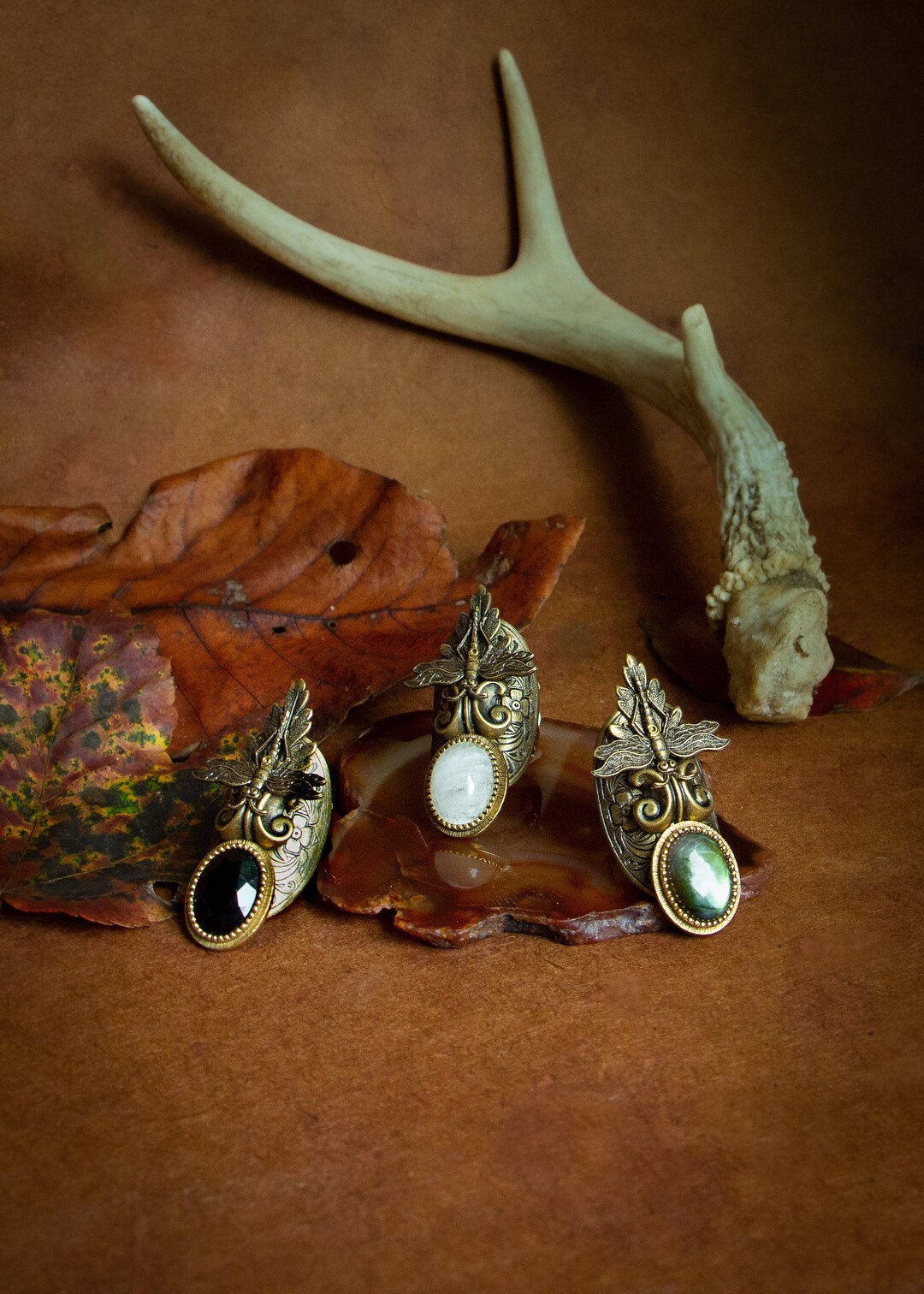 Cavern Lantern Finger Armor - Etsy