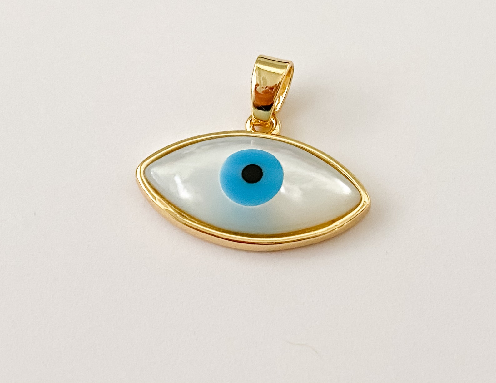 Mother of Pearl Evil Eye Necklace, White Eye Necklace, Evil Eye Charm ...