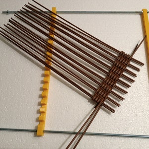 Machine for Weaving Rattan, Paper, Jute. Machine for Weaving Baskets ...