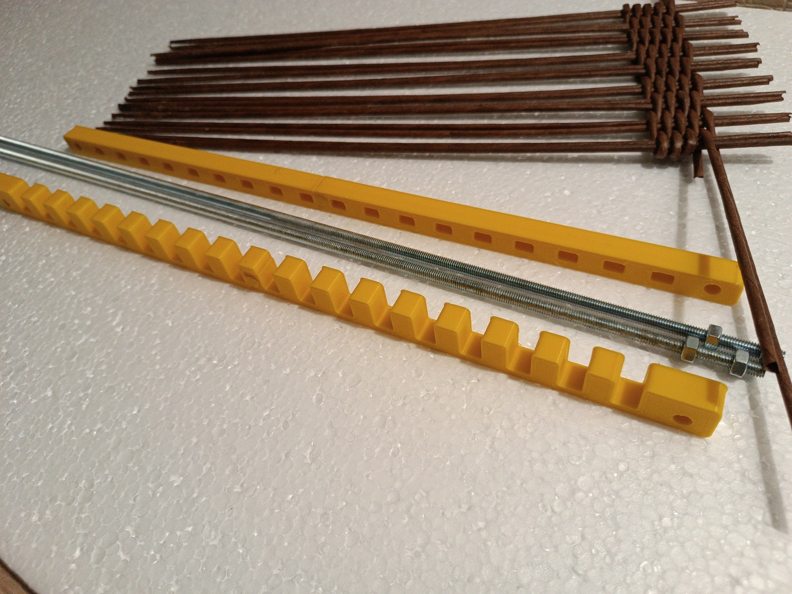 Machine for Weaving Rattan, Paper, Jute. Machine for Weaving Baskets ...
