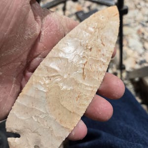 A Really Nice 6 1/2 Inch Dovetail Point Made From Pretty Kekuck Flint ...
