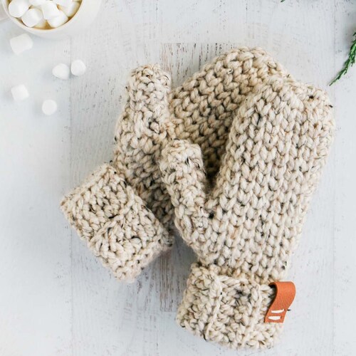 Crochet Pattern / Chunky Crochet Mittens / Easy Mitten Pattern - Etsy