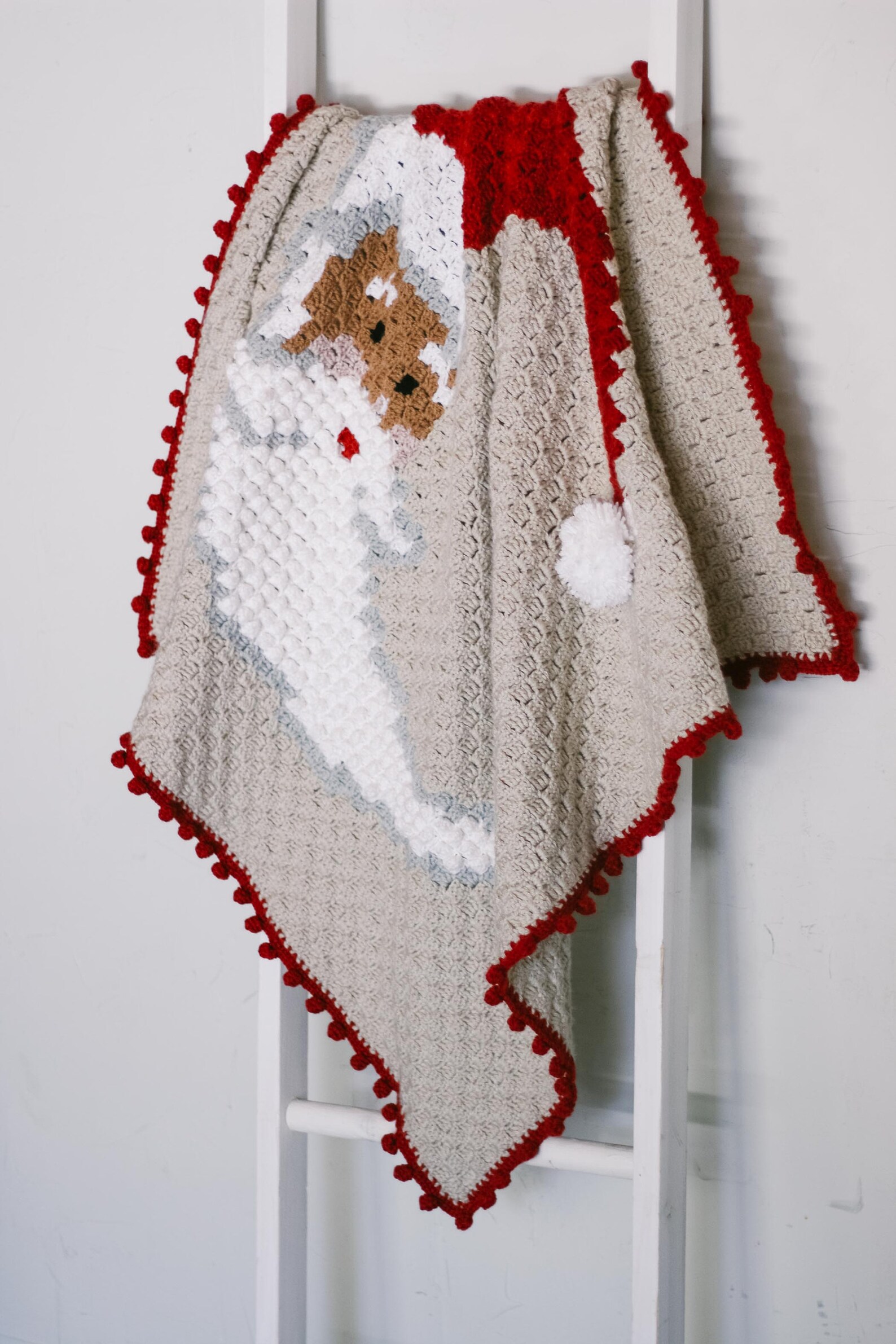 Crochet Pattern / Corner to Corner Santa Blanket / Christmas - Etsy