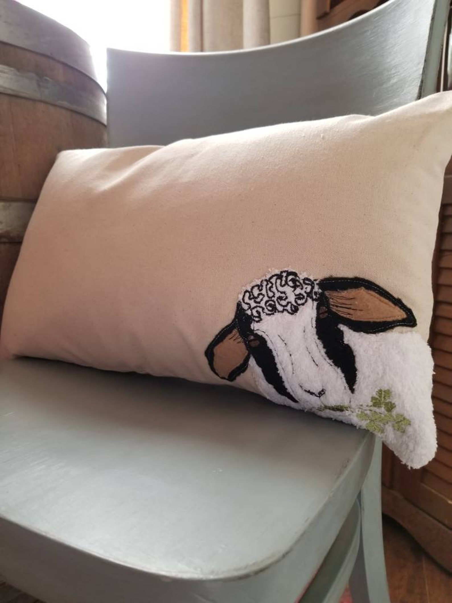 Sheep Pillows-sheep Gifts-farmhouse Pillow-appliqued - Etsy