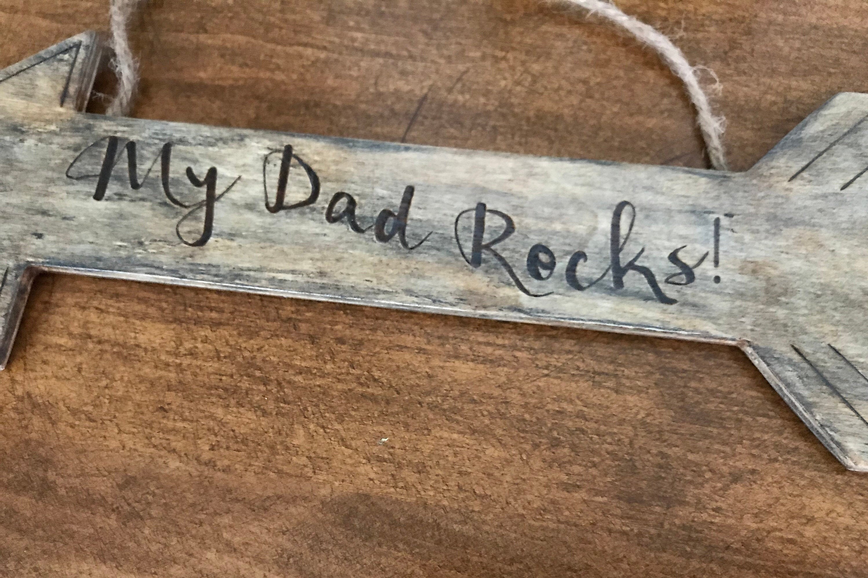 Father's Day Gift/hanging Arrow Sign With Jute Rope/my Dad Rocks! - Etsy