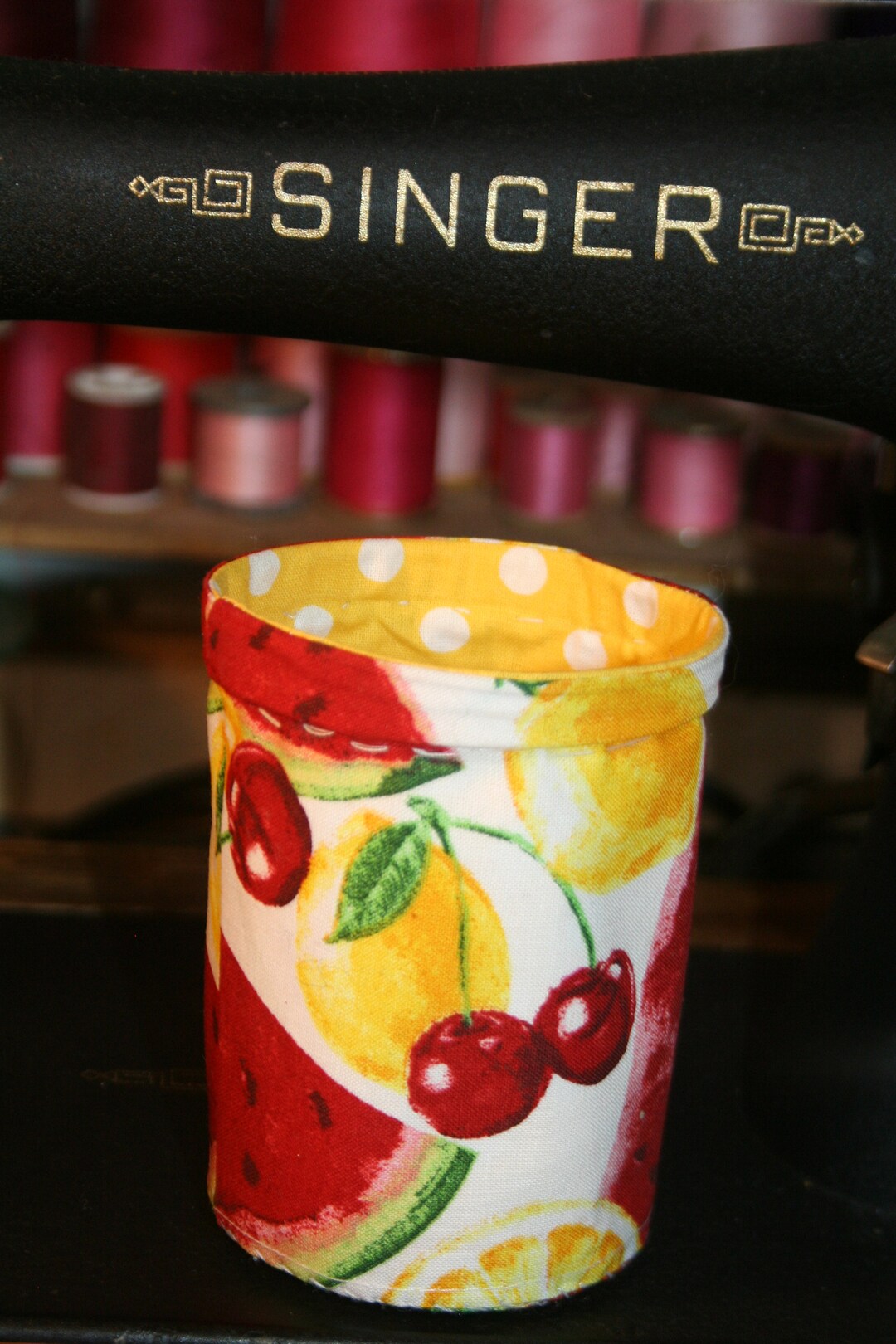 Summer Fruit Twist-a-way Travel Thread Bin/ Thread Catcher ...
