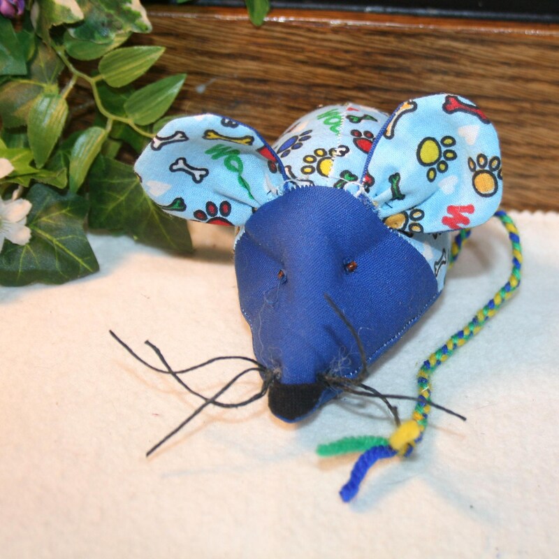 Mouse Pincushion - Etsy