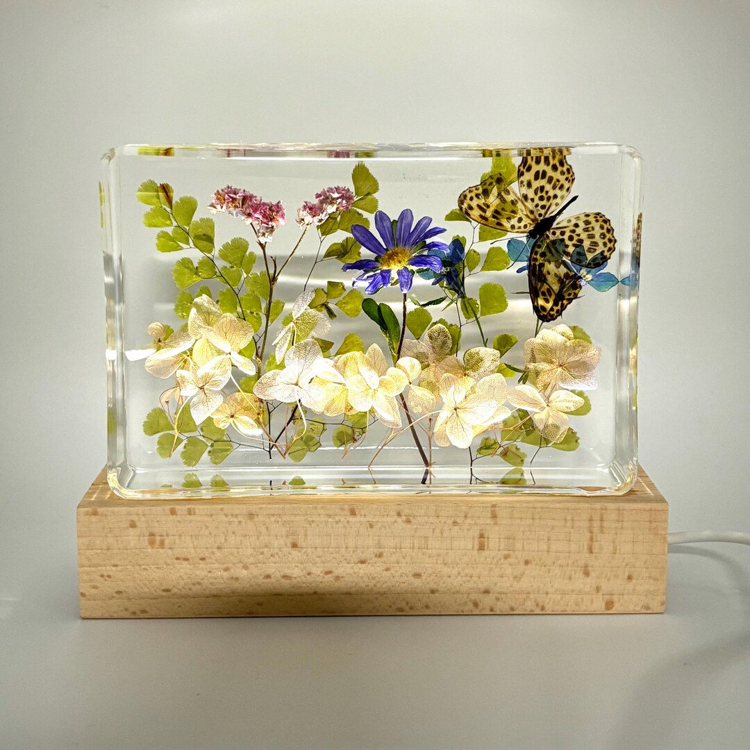 Flower and Butterfly Light up Stand - Etsy