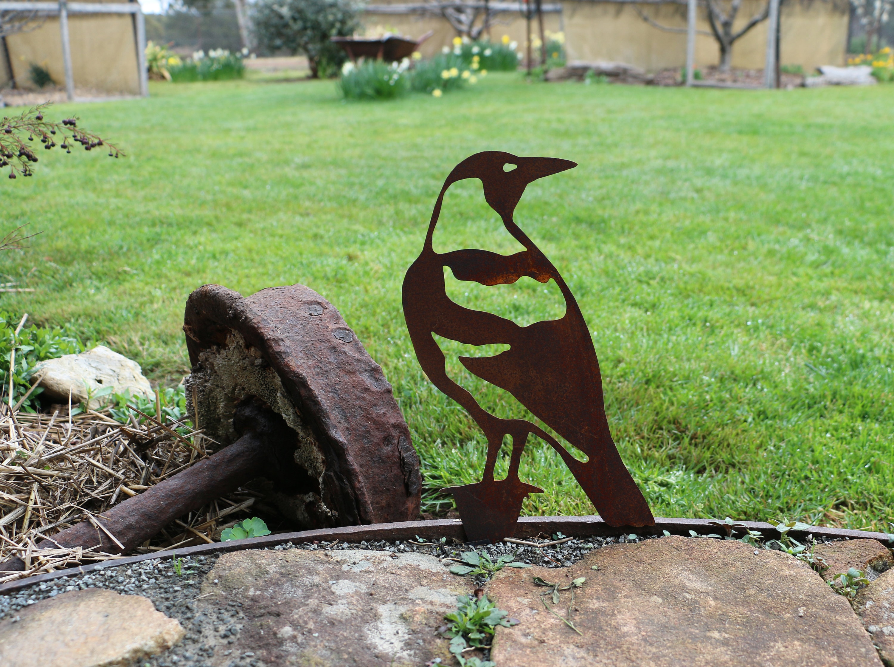 Corten Magpie Garden Art: Australian Bird Ornament - Etsy Australia