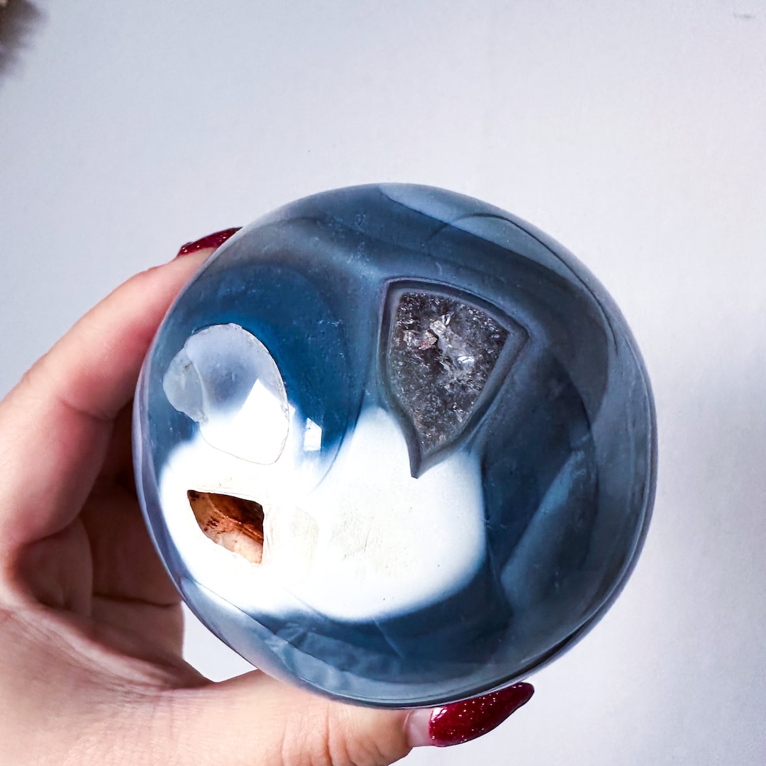 Orca Agate Natural Crystal Sphere| Unique Crystal Home Decor ...
