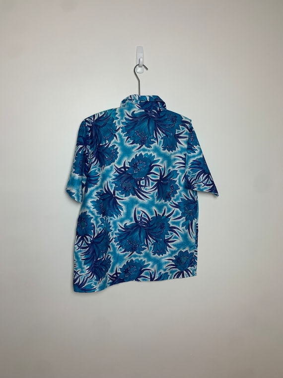 1960s Hawaiian Blue Flower Shirt - Gem