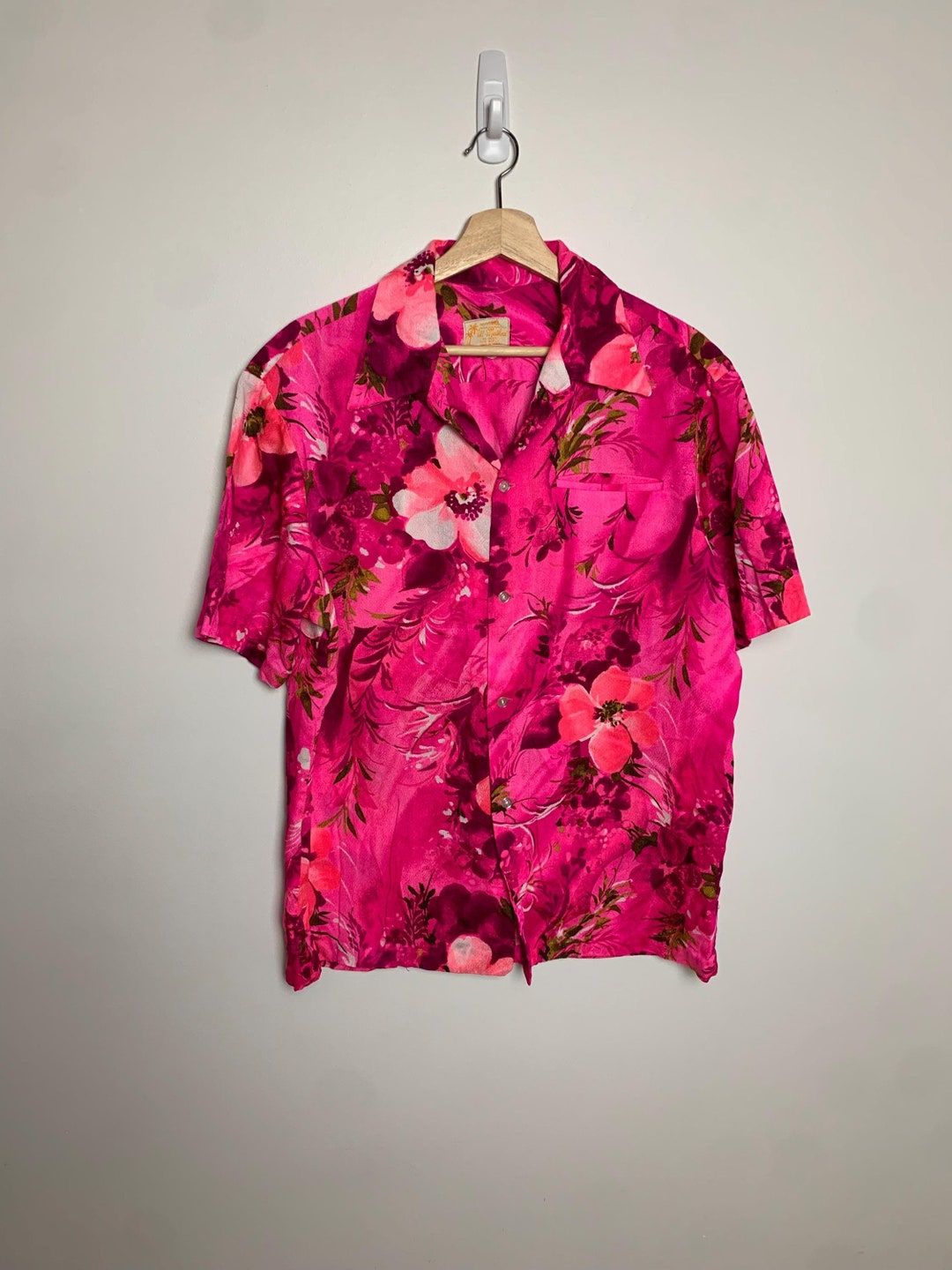 1960s Hawaiian Punk Floral Prink Button up Shirt - Etsy