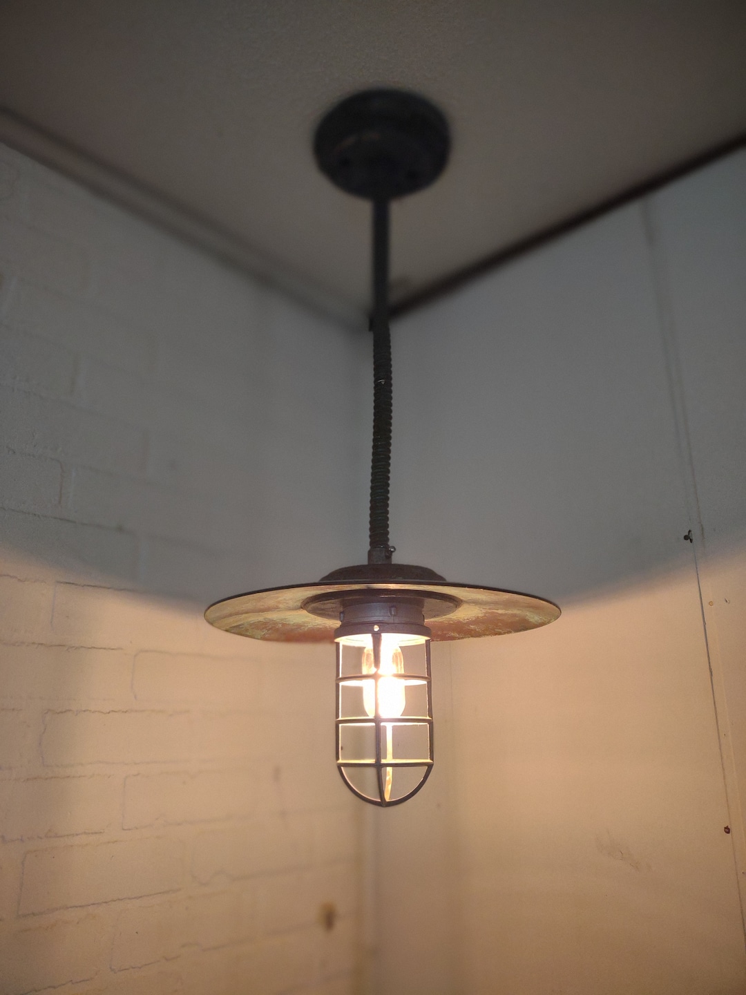 Vintage Style Pendant Light, Industrial Style With Round Features and ...