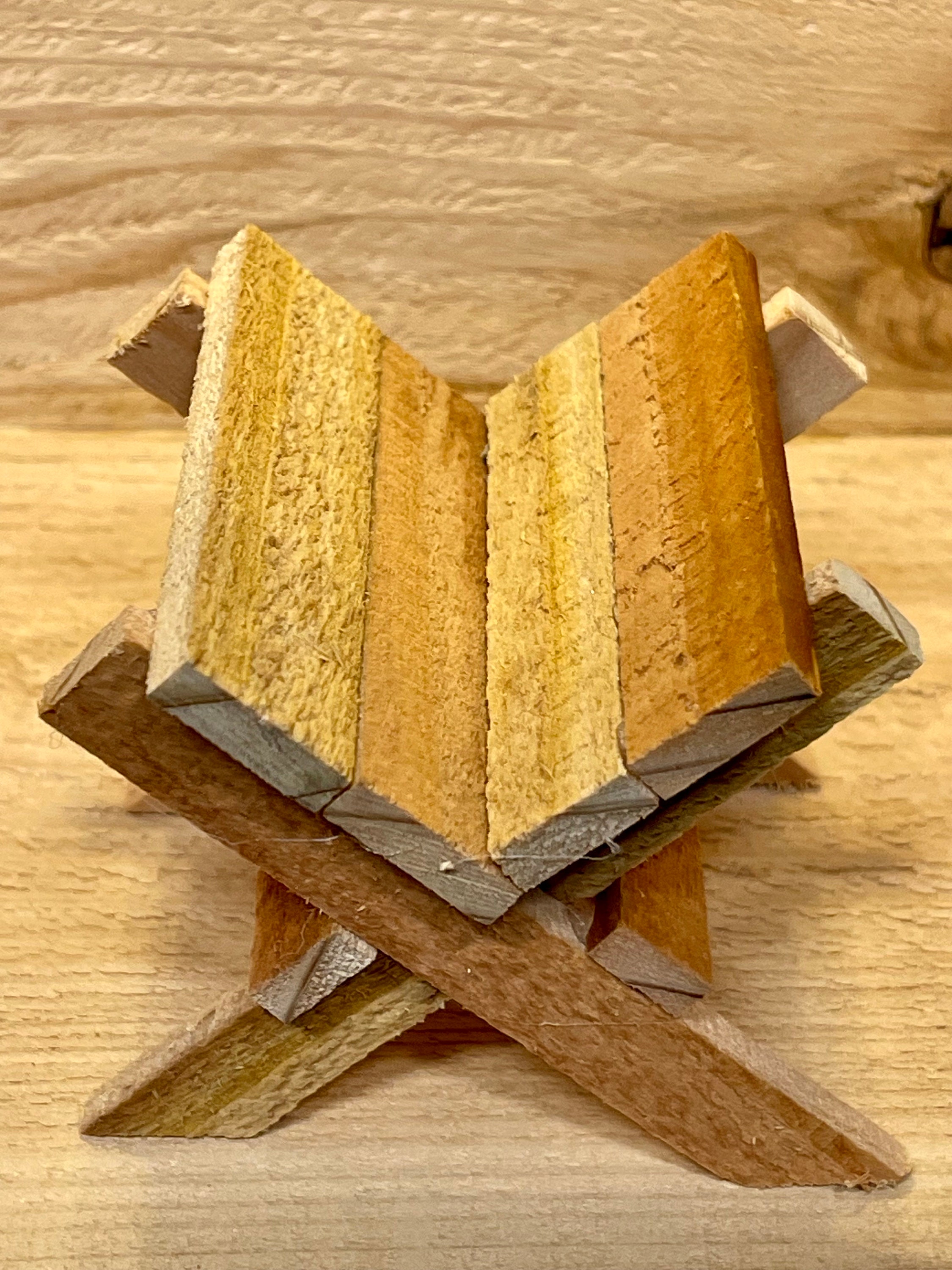 Handmade Rustic Redwood Manger or Cradle for Willow Tree Nativity - Etsy