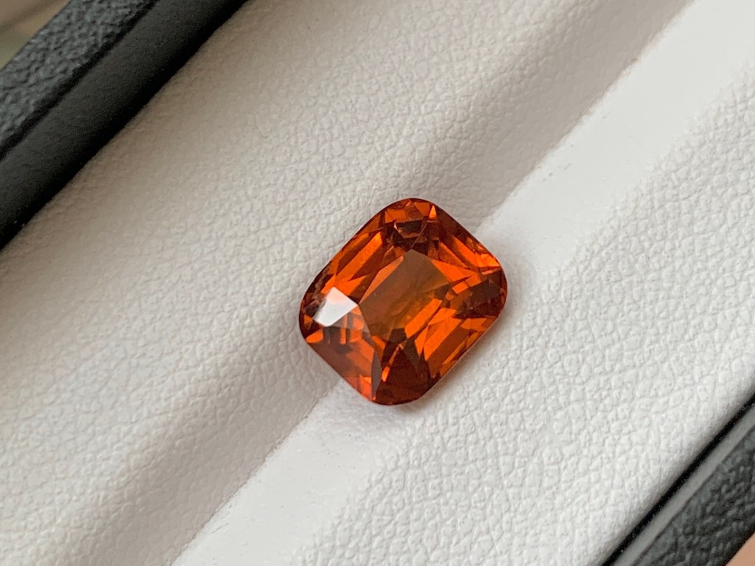 Gorgeous Cinnamon Orange Garnet 4.3 Ct Cushion Cut 9.8x8.2x5.9mm ...