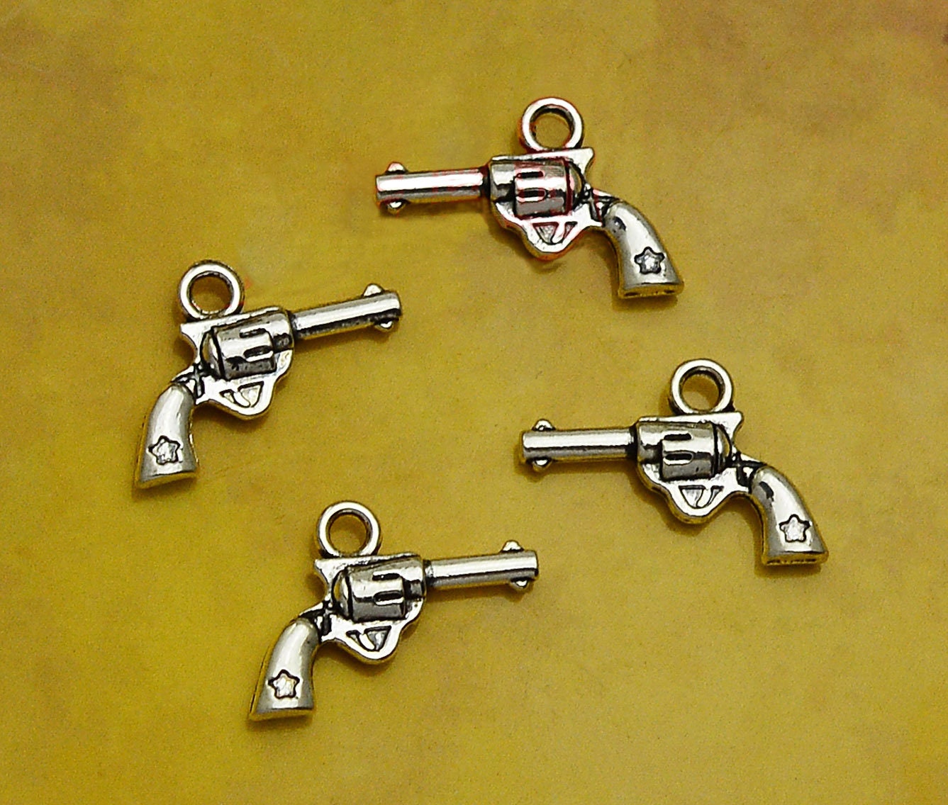 30pcs/lot gun charms Antique silver plated pistol gun Charms | Etsy