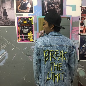 Break the Limit in Denim Jacket Aesthetic Punk Rock Concert Outfit ...