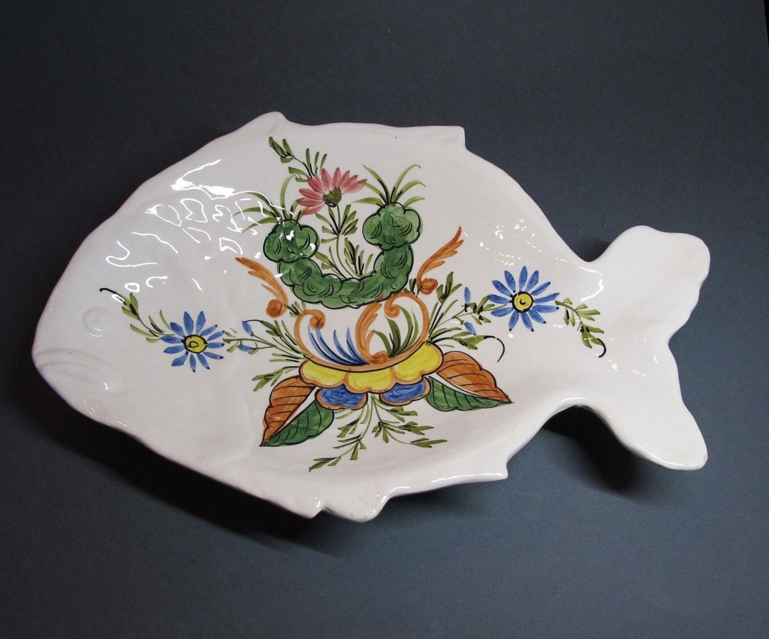 Majolica, Hand-painted Fish-shaped Serving Dish, Italy - Etsy