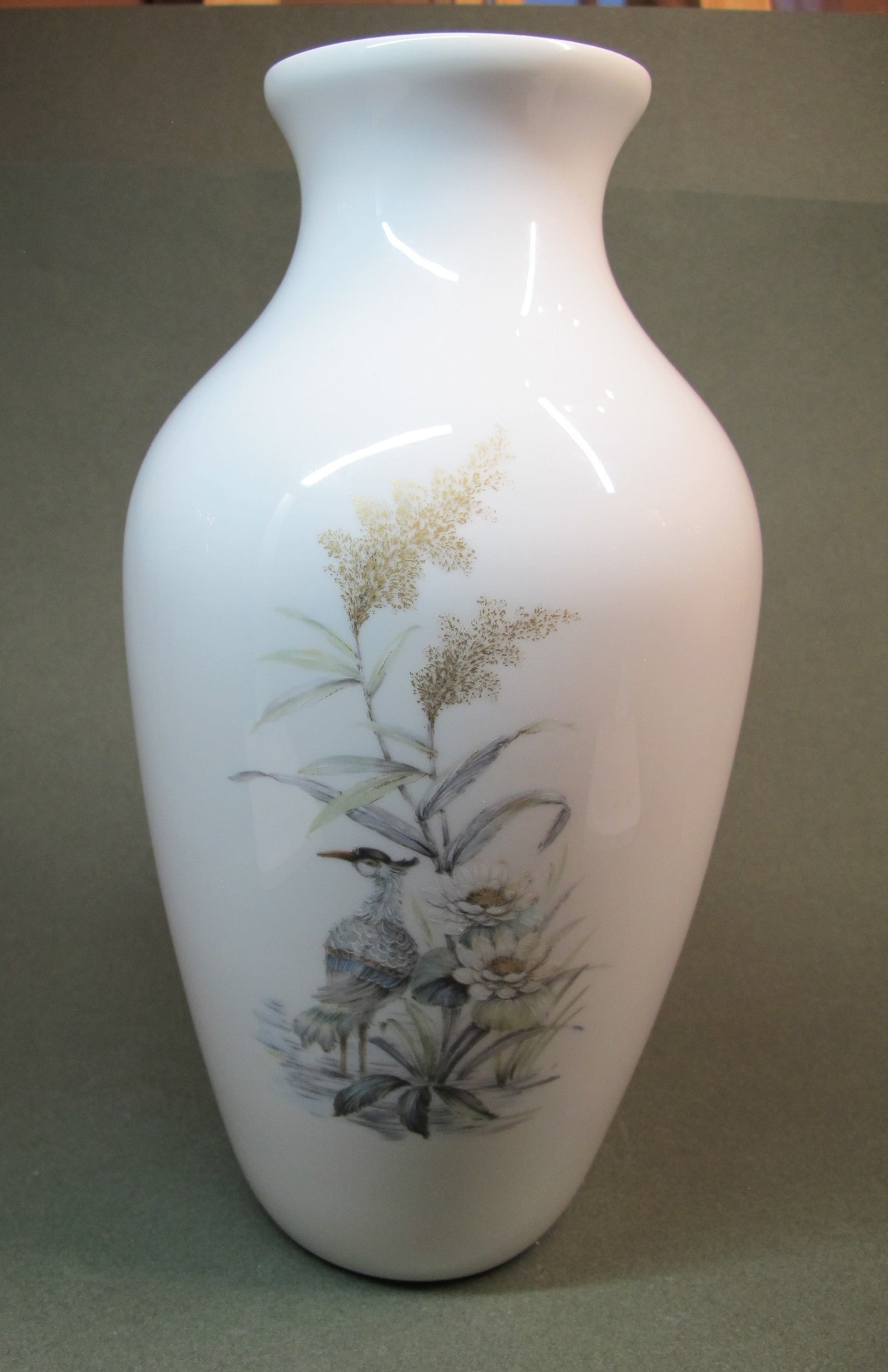 Kaiser, 11-inch Nautika Porcelain Vase Hand-painted With Cranes Signed ...
