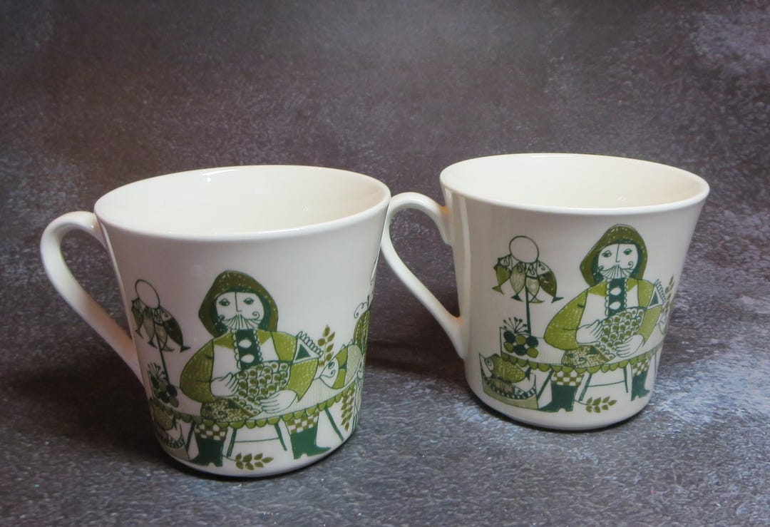 Figgio, Two Beautiful Cups With the Green Market Pattern by Turi Design ...