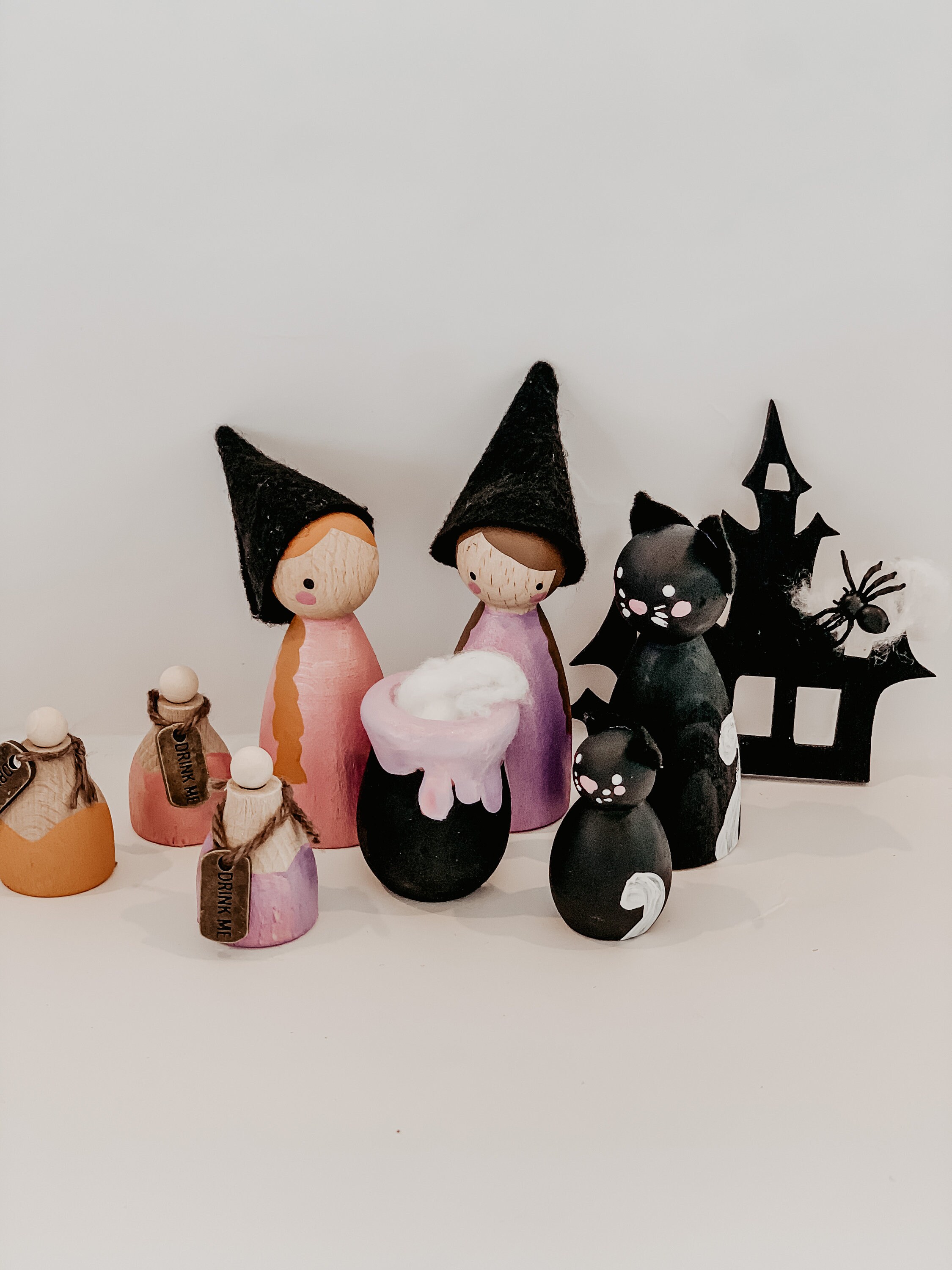 Little Spookie Cuties: Handpainted Halloween Peg Dolls/wooden Toys ...