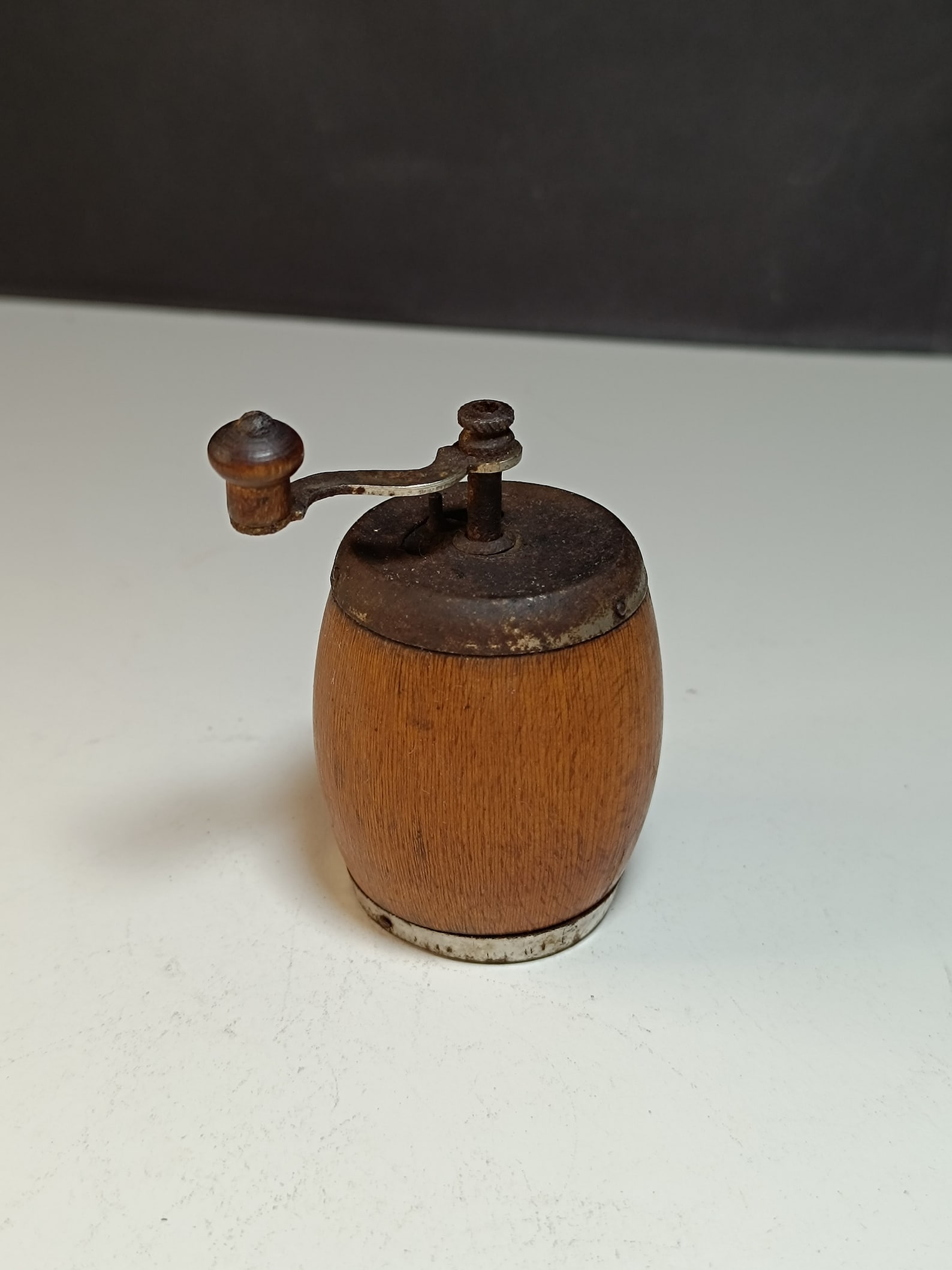 Vintage German Pepper Spice Hand Crankl Grinder GARANTIE B.O. 1930s ...