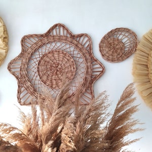 Set 5 wall decor Round wicker plate Boho style Wooden round | Etsy