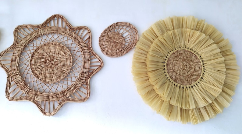 Set 5 wall decor Round wicker plate Boho style Wooden round | Etsy