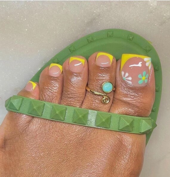 Summer Toe Nail Art Designs