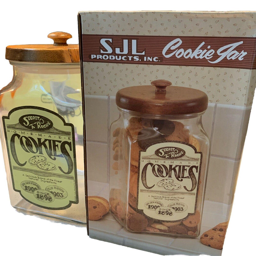 Vintage Glass Cookie Jar - Wooden Lid - Nostalgic Graphic SJL Products ...