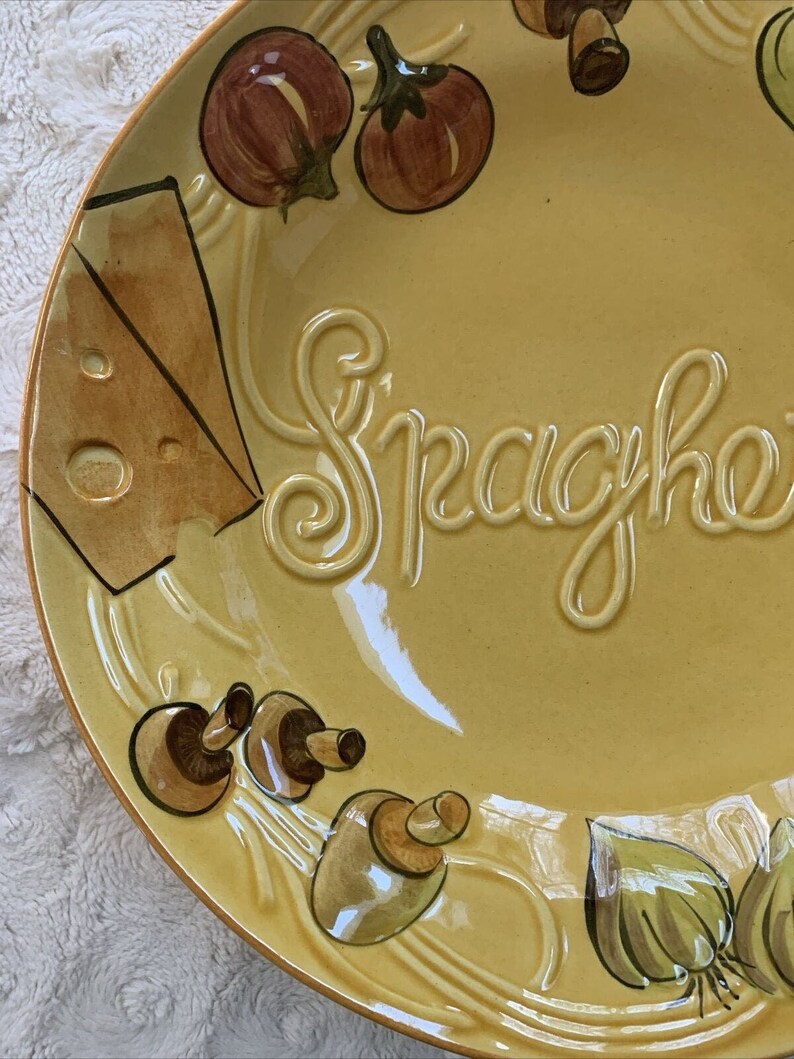 LARGE Vintage 1972 Los Angeles Potteries Spaghetti Serving Bowl 510 USA ... LARGE Vintage 1972 Los Angeles Potteries Spaghetti Serving Bowl 510 USA ...