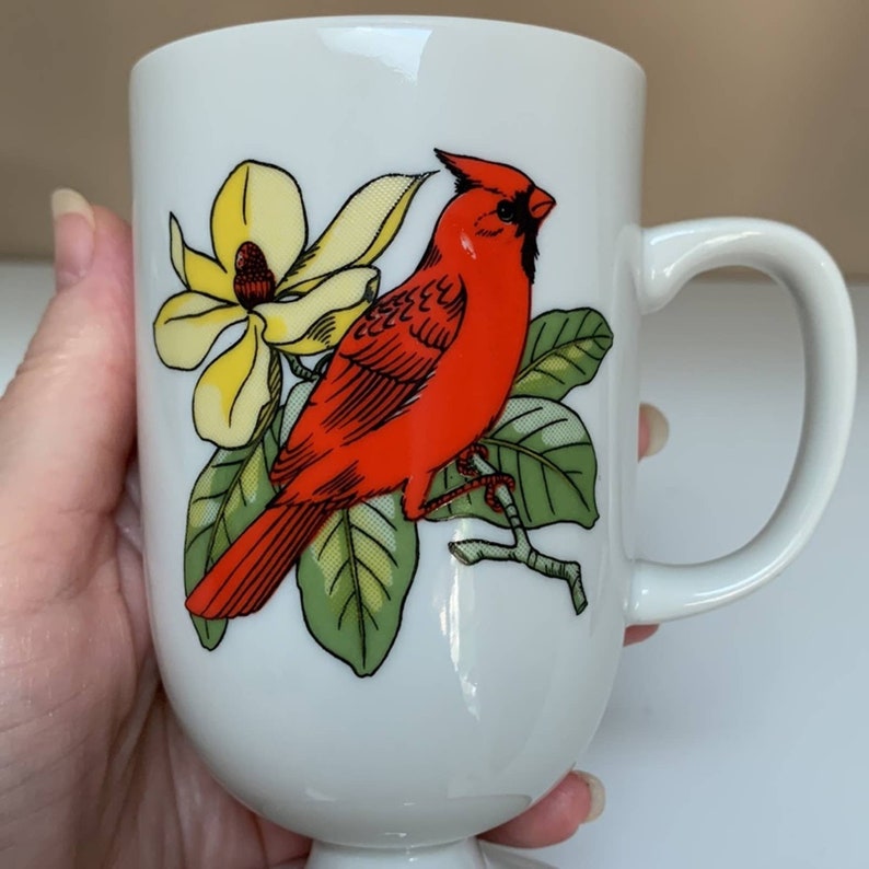 Vintage Set of 2 Beautiful Cardinal Footed Mugs Made in Japan - Etsy