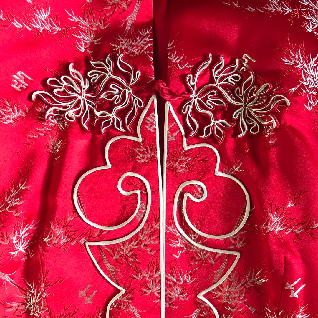50's Vintage Embroidered Heavy Chinese Satin Robe //MEDIUM to LARGE ...