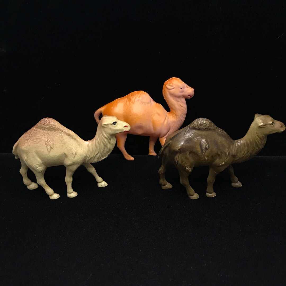 Vintage Celluloid Camel Set: Early Plastic Toys - Etsy