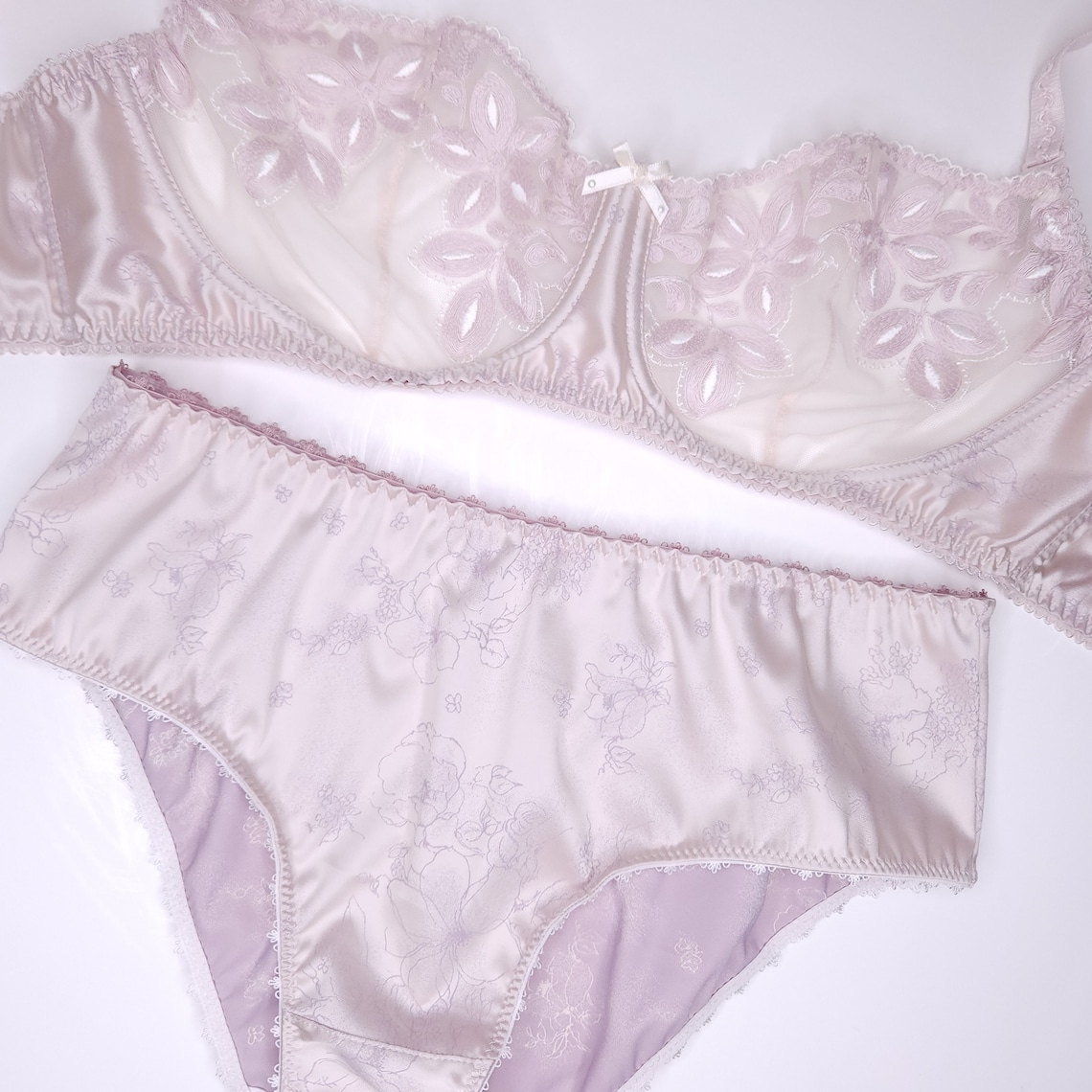Lacey Bra for Men AAA Bra. Feminization Clothing Lingerie. - Etsy