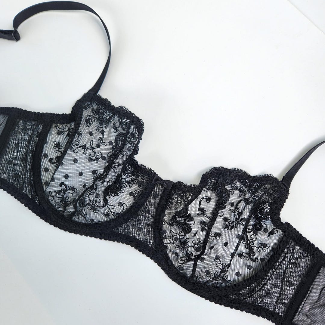 46AA Cup Bras, Crossdressing Lingerie Satin Lace Bras for Men. Plus ...