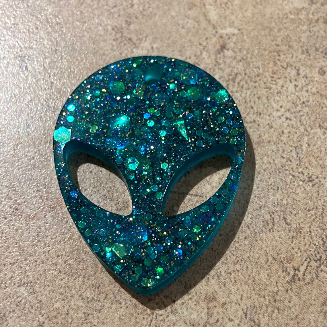Resin Alien Head Keychain Multicolor Resin Alien Charm | Etsy