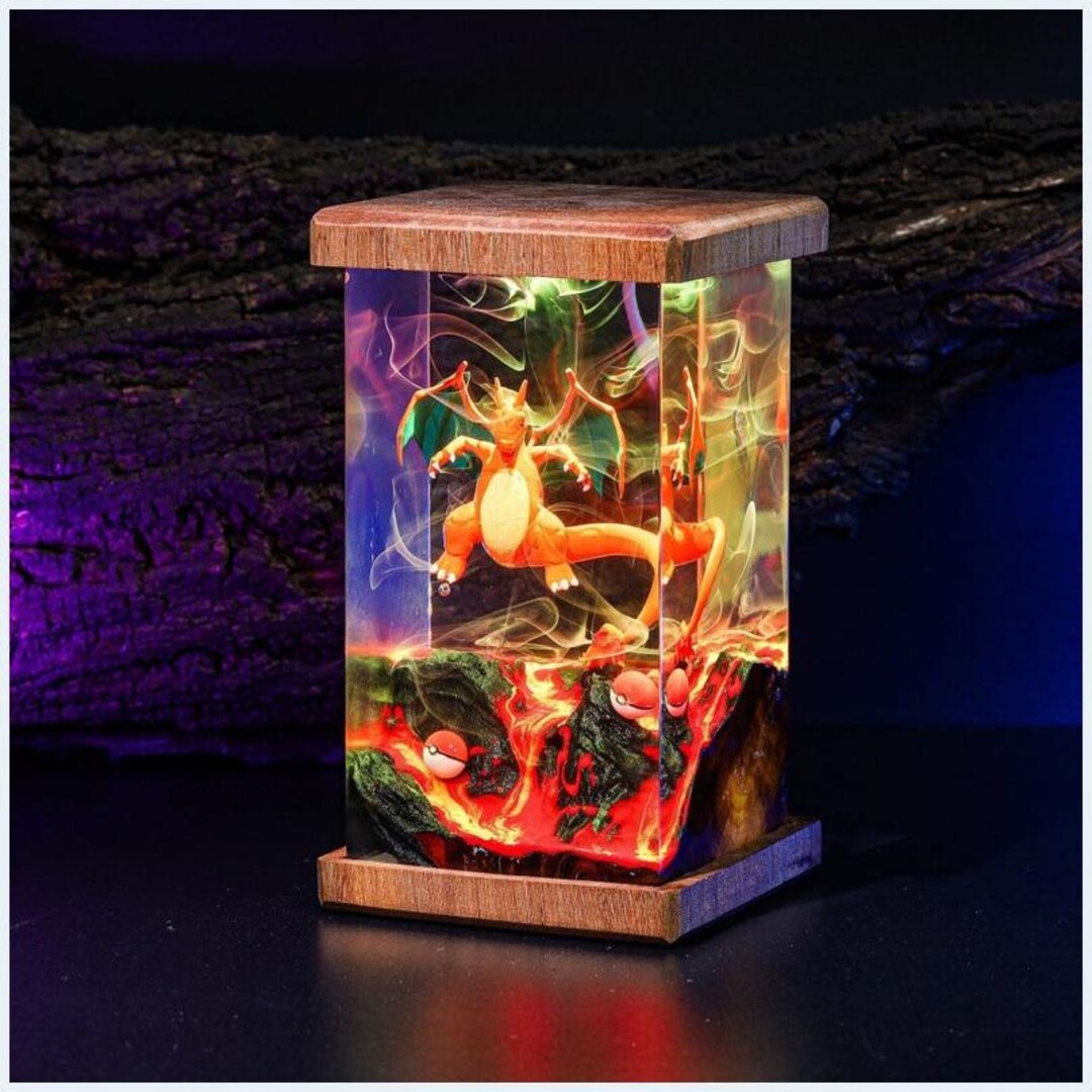 CHA.RIZ.ARD Poke.mon Epoxy Lamp Custom Pok.emo.n Resin Lamp Po.kem.on ...