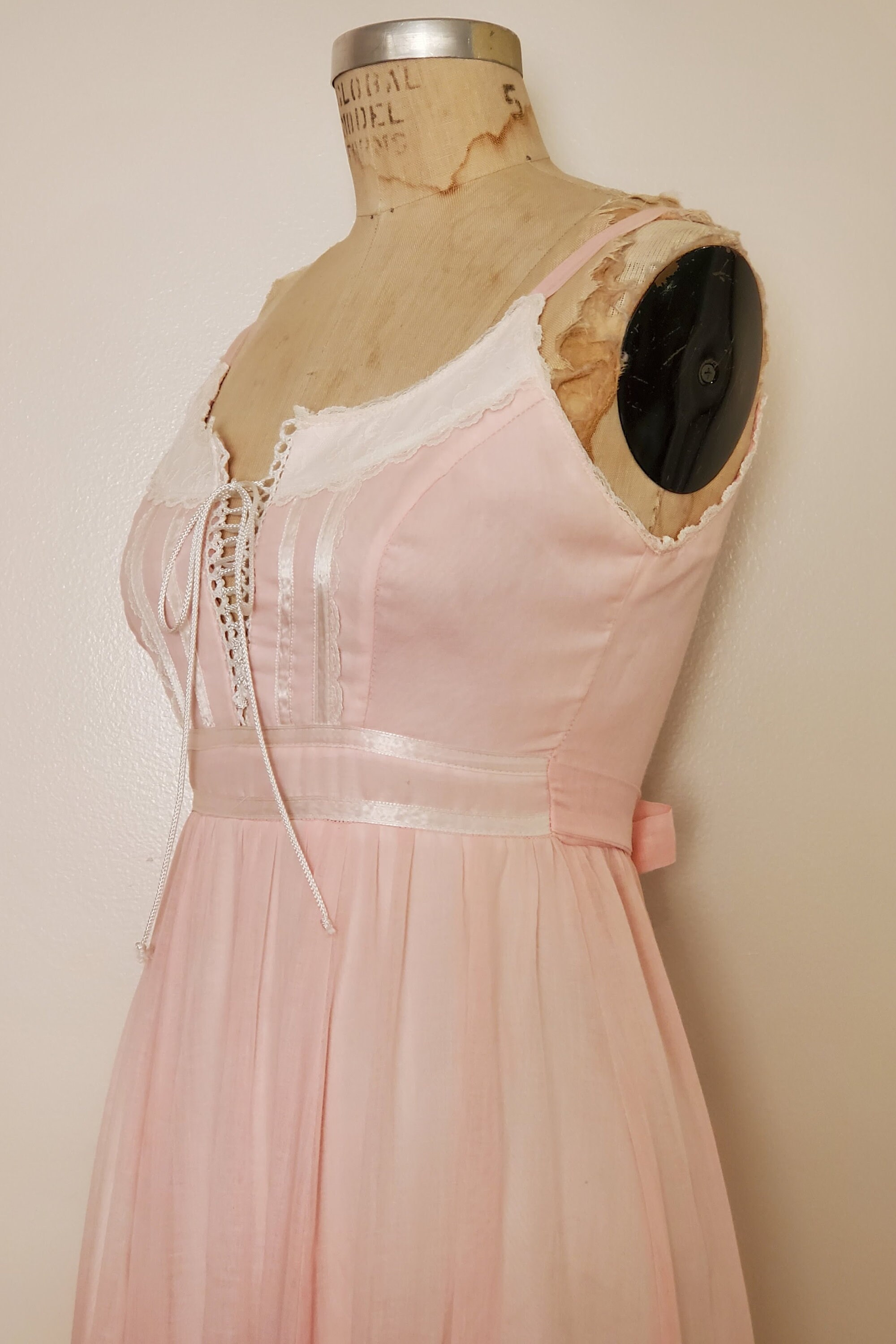 1970s Gunne Sax Prairie Dress: Pastel Pink Lace-up, XS/XXS - Etsy