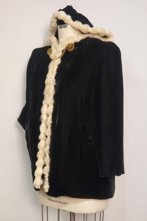 1930's/1940's Hooded Velvet Opera Jacket || Jet Black… - Gem