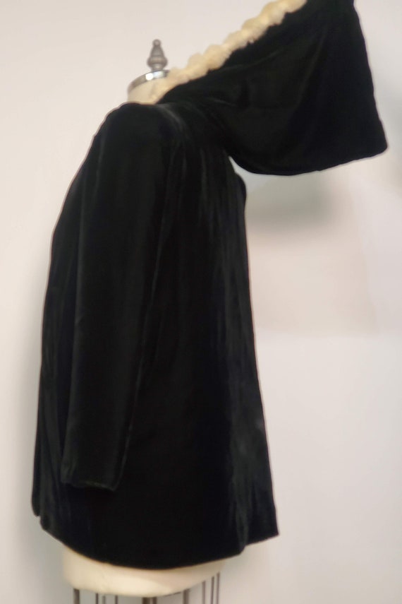 1930's/1940's Hooded Velvet Opera Jacket || Jet Black… - Gem